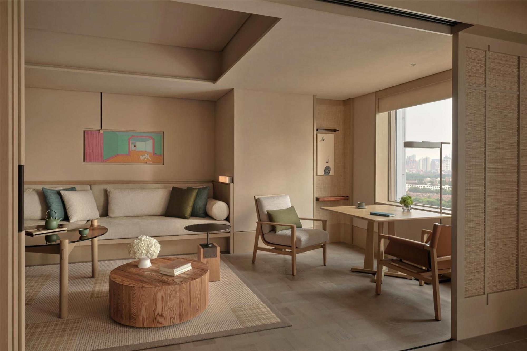 FOUR SEASONS HOTEL SHANGHAI | ⋆⋆⋆⋆⋆ | CHINA | SEASON DEALS FROM $299