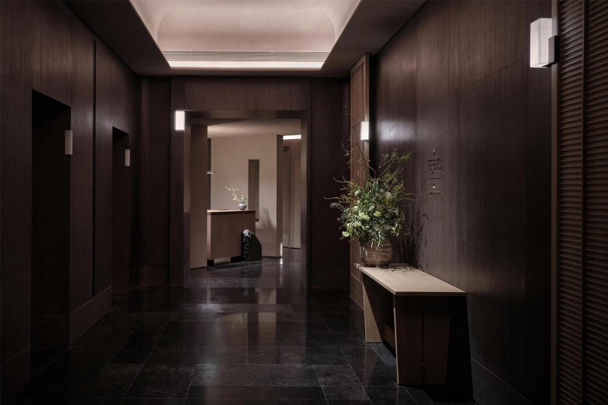 FOUR SEASONS HOTEL SHANGHAI | ⋆⋆⋆⋆⋆ | CHINA | SEASON DEALS FROM $299